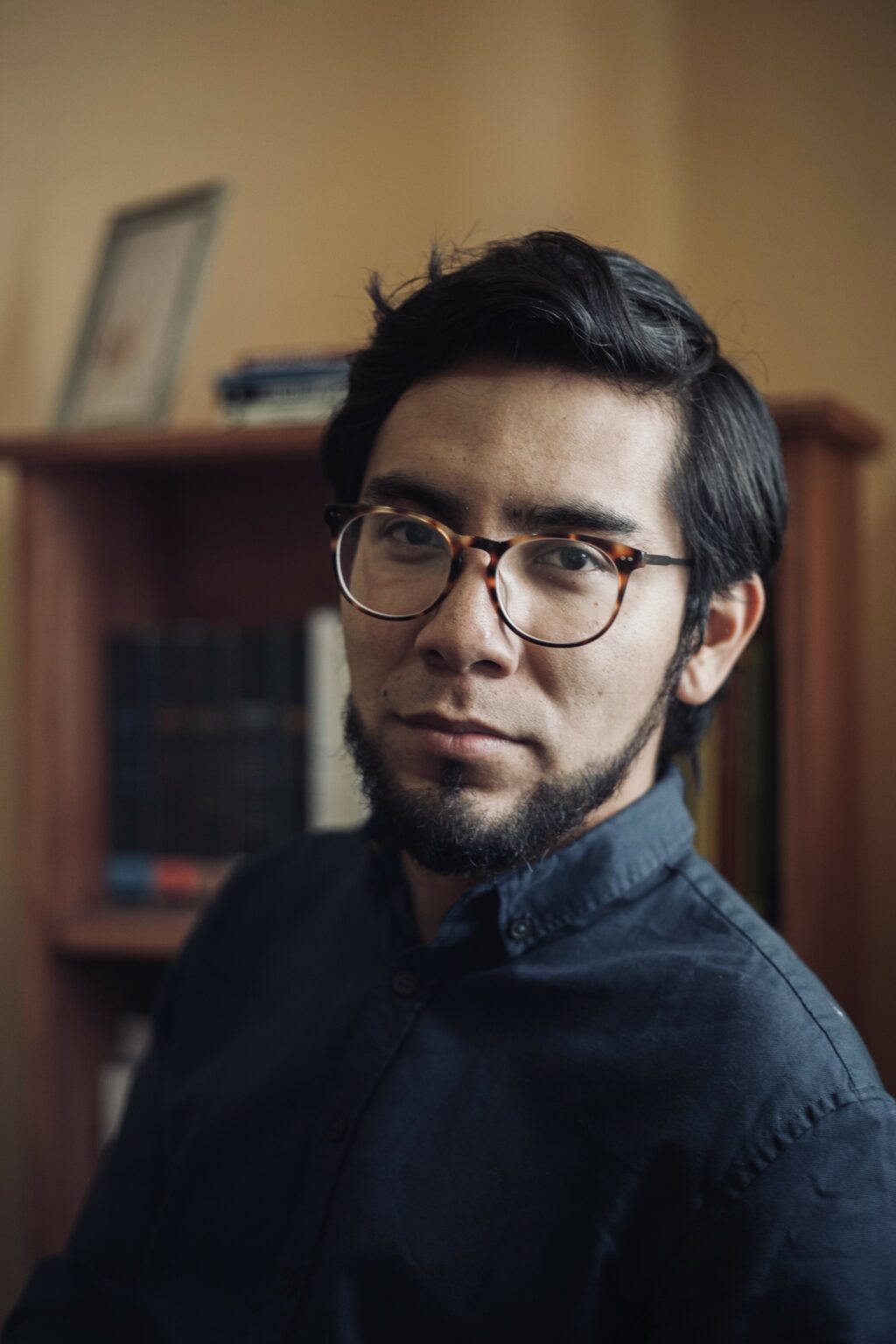 "La mirada en el cielo", un cuento de Mario Galeana - Manatí